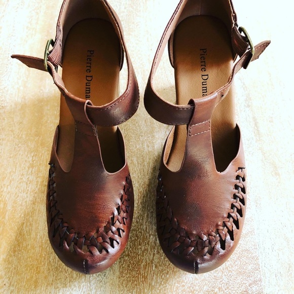 Shoes | Vintage Inspired Strappy Clog | Poshmark